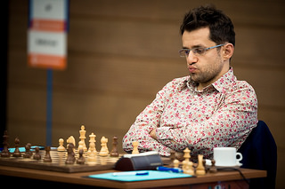 Aronian back in business!